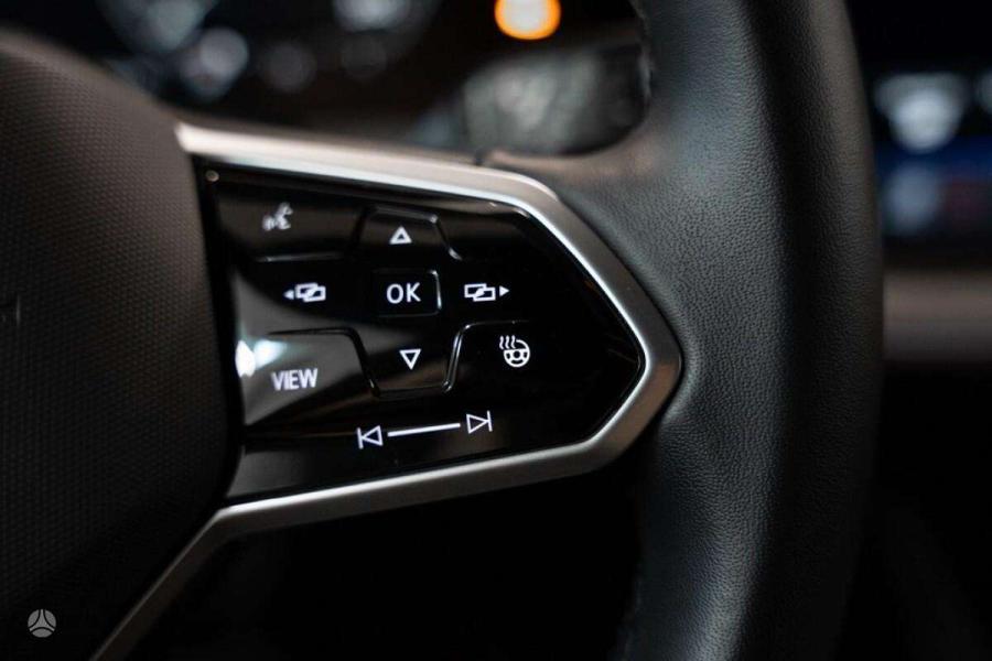 Balts Volkswagen Touareg 2023 Viļņa, ar dzinēja tilpumu 3.00 L un nobraukumu 135 tūkst. km par 45250 €, foto 11 vietnē AUTOMOTO.COM.LV
