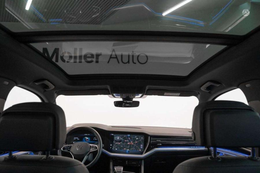 Balts Volkswagen Touareg 2023 Viļņa, ar dzinēja tilpumu 3.00 L un nobraukumu 135 tūkst. km par 45250 €, foto 31 vietnē AUTOMOTO.COM.LV