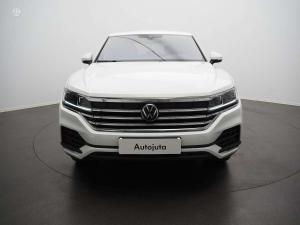 Balts Volkswagen Touareg 2023 Viļņa, ar dzinēja tilpumu 2.97 L un nobraukumu 158 tūkst. km par 34750 €, foto 3 vietnē AUTOMOTO.COM.LV