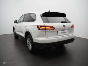 Balts Volkswagen Touareg 2023 Viļņa, ar dzinēja tilpumu 2.97 L un nobraukumu 158 tūkst. km par 34750 €, foto 7 vietnē AUTOMOTO.COM.LV