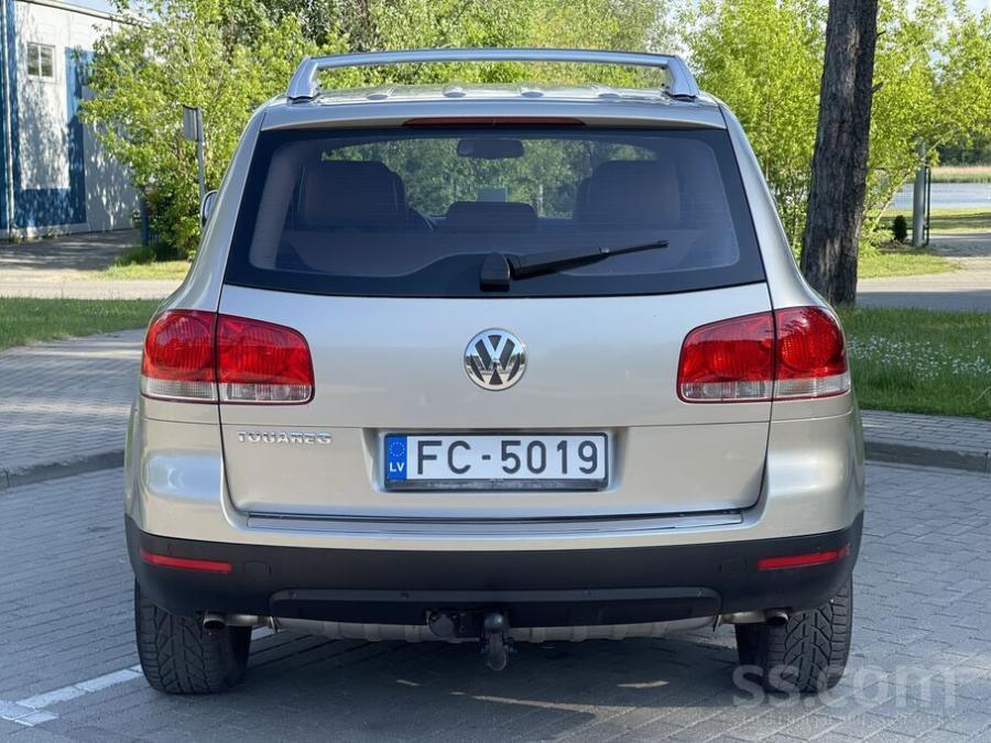 Dzeltens Volkswagen Touareg 2005 Jūrmala, ar dzinēja tilpumu 2.50 L un nobraukumu 0 tūkst. km par 2850 €, foto 9 vietnē AUTOMOTO.COM.LV