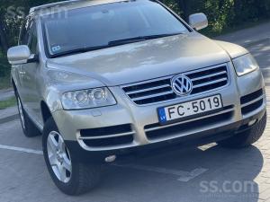 Dzeltens Volkswagen Touareg 2005 Jūrmala, ar dzinēja tilpumu 2.50 L un nobraukumu 0 tūkst. km par 2850 €, foto 12 vietnē AUTOMOTO.COM.LV