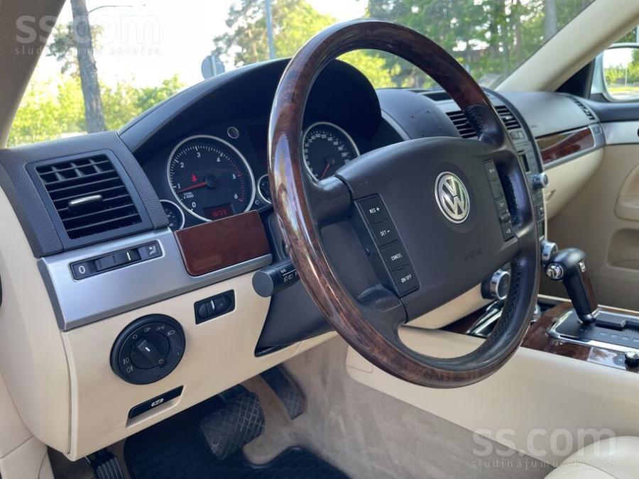 Dzeltens Volkswagen Touareg 2005 Jūrmala, ar dzinēja tilpumu 2.50 L un nobraukumu 0 tūkst. km par 2850 €, foto 18 vietnē AUTOMOTO.COM.LV