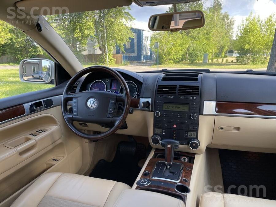 Dzeltens Volkswagen Touareg 2005 Jūrmala, ar dzinēja tilpumu 2.50 L un nobraukumu 0 tūkst. km par 2850 €, foto 24 vietnē AUTOMOTO.COM.LV