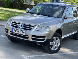 Dzeltens Volkswagen Touareg 2005 Rīga, ar dzinēja tilpumu 2.50 L un nobraukumu 260 tūkst. km par 2850 €, foto 9 vietnē AUTOMOTO.COM.LV