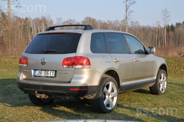Dzeltens Volkswagen Touareg 2006 Rīga, ar dzinēja tilpumu 3.00 L un nobraukumu 300 tūkst. km par 3500 €, foto 1 vietnē AUTOMOTO.COM.LV