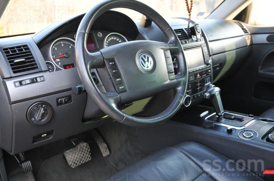 Dzeltens Volkswagen Touareg 2006 Rīga, ar dzinēja tilpumu 3.00 L un nobraukumu 300 tūkst. km par 3500 €, foto 8 vietnē AUTOMOTO.COM.LV