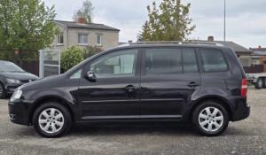 Melns Volkswagen Touran 2004 Rīga, ar dzinēja tilpumu 2.00 L un nobraukumu 244 tūkst. km par 3200 €, foto 18 vietnē AUTOMOTO.COM.LV