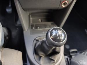 Melns Volkswagen Touran 2011 Jurbarkas, ar dzinēja tilpumu 2.00 L un nobraukumu 267 tūkst. km par 5300 €, foto 15 vietnē AUTOMOTO.COM.LV