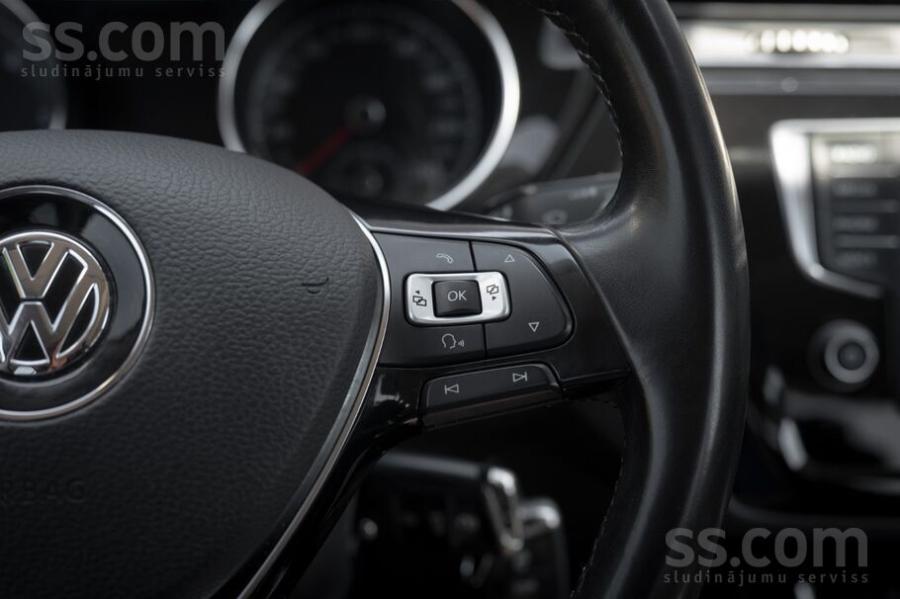 Melns Volkswagen Touran 2016 Talsi, ar dzinēja tilpumu 1.60 L un nobraukumu 265 tūkst. km par 7990 €, foto 19 vietnē AUTOMOTO.COM.LV
