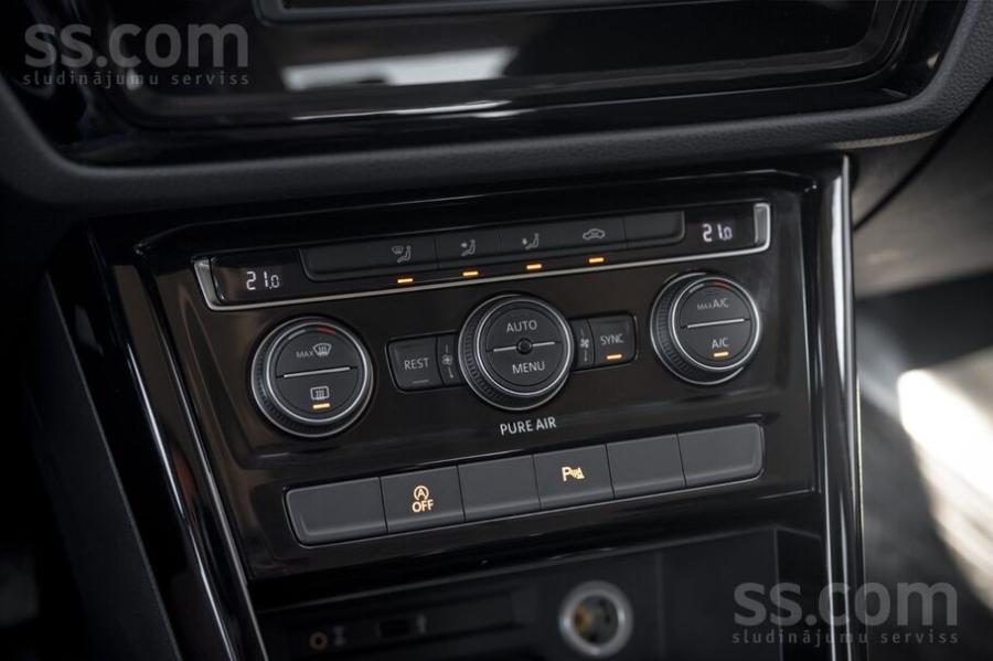 Melns Volkswagen Touran 2016 Talsi, ar dzinēja tilpumu 1.60 L un nobraukumu 265 tūkst. km par 7990 €, foto 24 vietnē AUTOMOTO.COM.LV