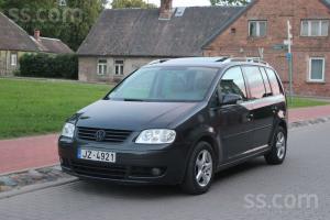 Melns Volkswagen Touran 2003 Bauska, ar dzinēja tilpumu 2.00 L un nobraukumu 378 tūkst. km par 2200 €, foto 2 vietnē AUTOMOTO.COM.LV