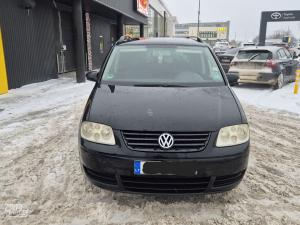Melns Volkswagen Touran 2003 Šauļi, ar dzinēja tilpumu 1.90 L un nobraukumu 320 tūkst. km par 700 €, foto 3 vietnē AUTOMOTO.COM.LV