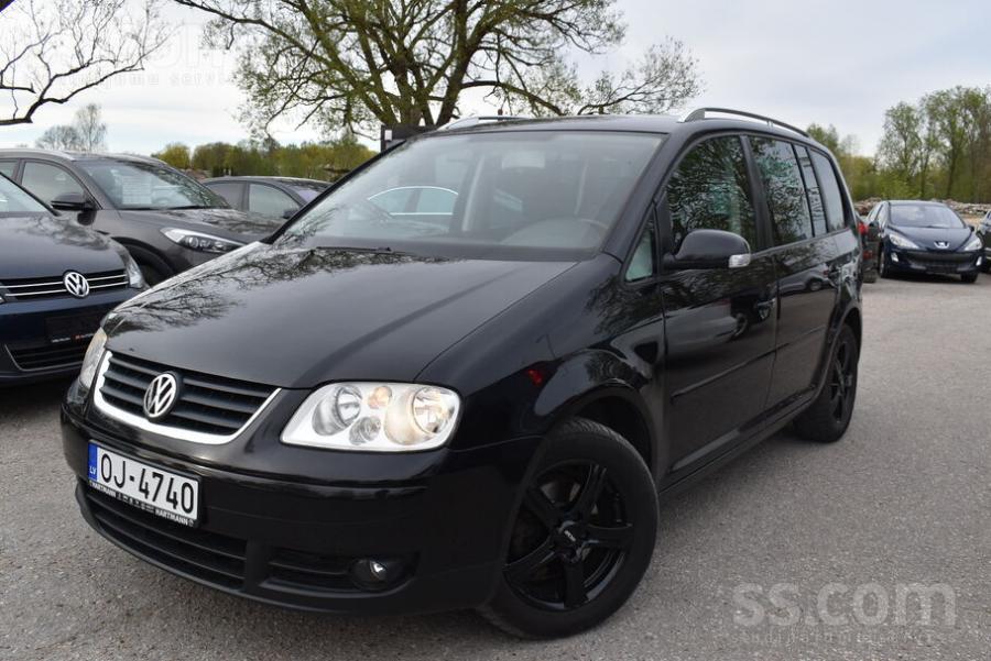 Black Volkswagen Touran 2003 in Kuldiga, with an engine capacity of 1.90 L and mileage of 0 thousand km for 3350 €, photo 1 on AUTOMOTO.COM.LV