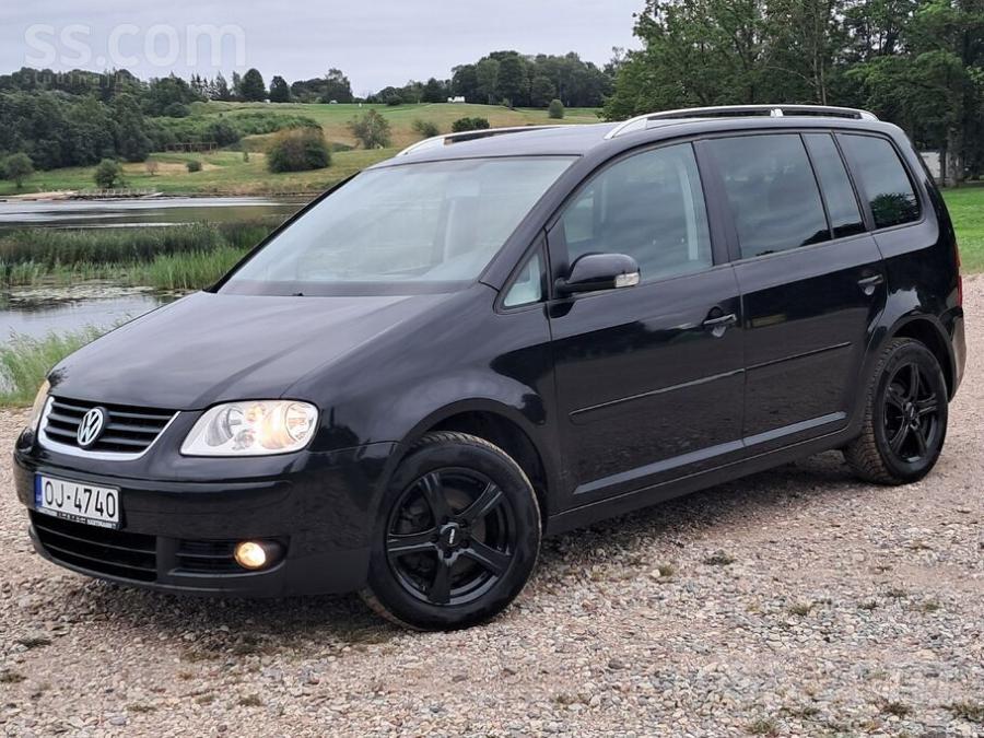 Melns Volkswagen Touran 2003 Saldus, ar dzinēja tilpumu 1.90 L un nobraukumu 248 tūkst. km par 2950 €, foto 9 vietnē AUTOMOTO.COM.LV