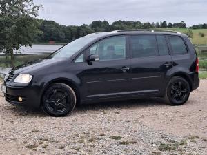 Melns Volkswagen Touran 2003 Saldus, ar dzinēja tilpumu 1.90 L un nobraukumu 248 tūkst. km par 2950 €, foto 10 vietnē AUTOMOTO.COM.LV