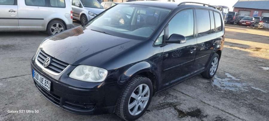 Melns Volkswagen Touran 2004 Kėdainiai, ar dzinēja tilpumu 1.90 L un nobraukumu 349 tūkst. km par 799 €, foto 2 vietnē AUTOMOTO.COM.LV