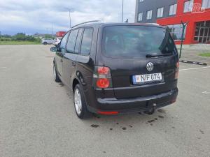 Black Volkswagen Touran 2004 in Telschi, with an engine capacity of 1.90 L and mileage of 345 thousand km for 1650 €, photo 5 on AUTOMOTO.COM.LV