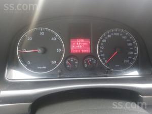 Black Volkswagen Touran 2004 in Riga, with an engine capacity of 1.90 L and mileage of 314 thousand km for 2250 €, photo 4 on AUTOMOTO.COM.LV
