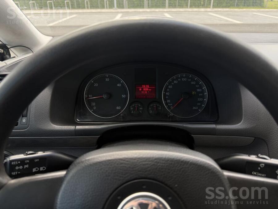 Melns Volkswagen Touran 2004 Jelgava, ar dzinēja tilpumu 1.90 L un nobraukumu 315 tūkst. km par 1800 €, foto 14 vietnē AUTOMOTO.COM.LV