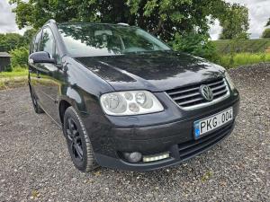 Черный Фольксваген Туран 2004 в Каунас, объемом двигателя 2.00 л и пробегом 408 тыс. км за 2200 €, фото 15 на AUTOMOTO.COM.LV