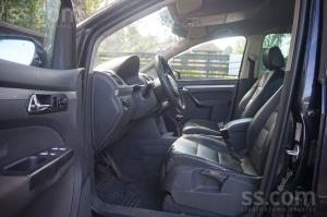 Melns Volkswagen Touran 2004 Jūrmala, ar dzinēja tilpumu 2.00 L un nobraukumu 373 tūkst. km par 799 €, foto 11 vietnē AUTOMOTO.COM.LV