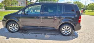 Melns Volkswagen Touran 2004 Dobele, ar dzinēja tilpumu 2.00 L un nobraukumu 436 tūkst. km par 670 €, foto 12 vietnē AUTOMOTO.COM.LV