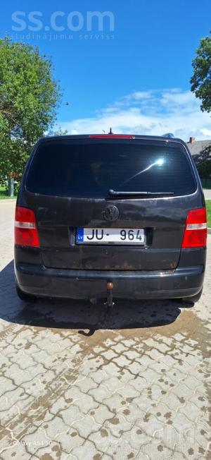 Melns Volkswagen Touran 2004 Dobele, ar dzinēja tilpumu 2.00 L un nobraukumu 436 tūkst. km par 670 €, foto 15 vietnē AUTOMOTO.COM.LV