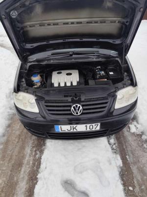 Melns Volkswagen Touran 2005 Kretinga, ar dzinēja tilpumu 1.96 L un nobraukumu 358 tūkst. km par 2000 €, foto 2 vietnē AUTOMOTO.COM.LV