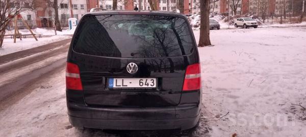 Melns Volkswagen Touran 2005 Jūrmala, ar dzinēja tilpumu 2.00 L un nobraukumu 304 tūkst. km par 1490 €, foto 3 vietnē AUTOMOTO.COM.LV