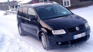 Melns Volkswagen Touran 2005 Cēsis, ar dzinēja tilpumu 2.00 L un nobraukumu 314 tūkst. km par 2400 €, foto 3 vietnē AUTOMOTO.COM.LV