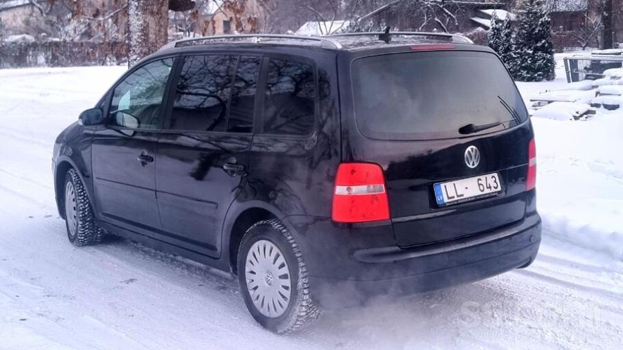 Melns Volkswagen Touran 2005 Cēsis, ar dzinēja tilpumu 2.00 L un nobraukumu 314 tūkst. km par 2400 €, foto 7 vietnē AUTOMOTO.COM.LV