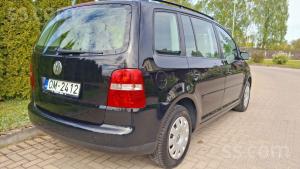 Melns Volkswagen Touran 2005 Valmiera, ar dzinēja tilpumu 1.90 L un nobraukumu 294 tūkst. km par 3100 €, foto 7 vietnē AUTOMOTO.COM.LV