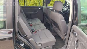 Melns Volkswagen Touran 2005 Valmiera, ar dzinēja tilpumu 1.90 L un nobraukumu 294 tūkst. km par 3100 €, foto 13 vietnē AUTOMOTO.COM.LV