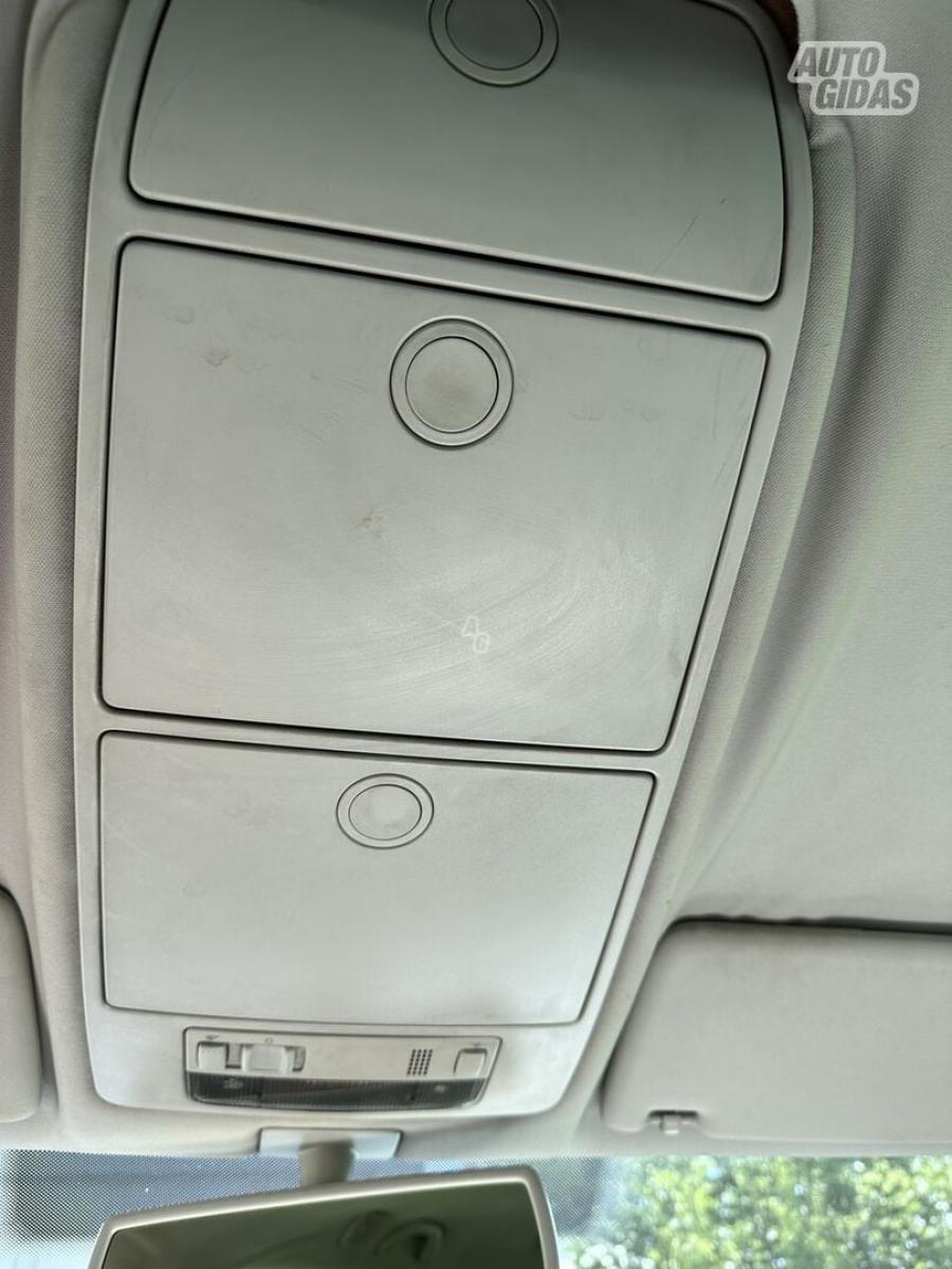 Melns Volkswagen Touran 2005 Kauņa, ar dzinēja tilpumu 1.90 L un nobraukumu 328 tūkst. km par 800 €, foto 34 vietnē AUTOMOTO.COM.LV