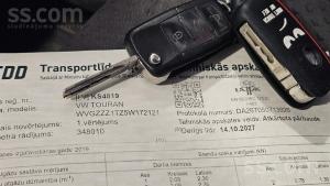 Melns Volkswagen Touran 2005 Daugavpils, ar dzinēja tilpumu 1.90 L un nobraukumu 348 tūkst. km par 1400 €, foto 8 vietnē AUTOMOTO.COM.LV