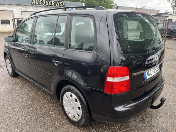 Black Volkswagen Touran 2006 in Riga, with an engine capacity of 2.00 L and mileage of 0 thousand km for 2450 €, photo 4 on AUTOMOTO.COM.LV