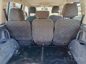 Melns Volkswagen Touran 2006 Rīga, ar dzinēja tilpumu 1.90 L un nobraukumu 264 tūkst. km par 1350 €, foto 9 vietnē AUTOMOTO.COM.LV