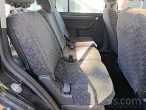 Melns Volkswagen Touran 2006 Rīga, ar dzinēja tilpumu 1.90 L un nobraukumu 264 tūkst. km par 1350 €, foto 10 vietnē AUTOMOTO.COM.LV