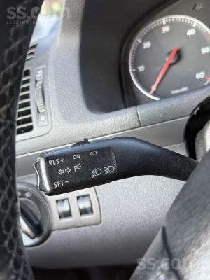 Melns Volkswagen Touran 2006 Kuldīga, ar dzinēja tilpumu 1.90 L un nobraukumu 349 tūkst. km par 1600 €, foto 11 vietnē AUTOMOTO.COM.LV
