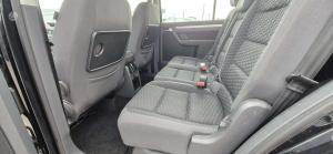 Melns Volkswagen Touran 2006 Kauņa, ar dzinēja tilpumu 1.90 L un nobraukumu 160 tūkst. km par 3250 €, foto 11 vietnē AUTOMOTO.COM.LV