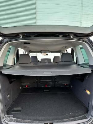 Melns Volkswagen Touran 2006 Viļņa, ar dzinēja tilpumu 1.90 L un nobraukumu 265 tūkst. km par 1600 €, foto 11 vietnē AUTOMOTO.COM.LV