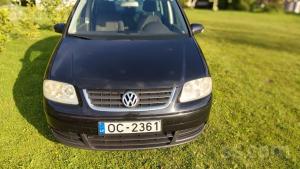 Black Volkswagen Touran 2006 in Ogre, with an engine capacity of 1.90 L and mileage of 360 thousand km for 2450 €, photo 7 on AUTOMOTO.COM.LV