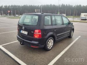 Melns Volkswagen Touran 2007 Rīga, ar dzinēja tilpumu 1.90 L un nobraukumu 349 tūkst. km par 1400 €, foto 3 vietnē AUTOMOTO.COM.LV
