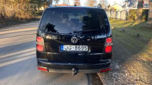 Black Volkswagen Touran 2007 in Riga, with an engine capacity of 2.00 L and mileage of 346 thousand km for 2500 €, photo 3 on AUTOMOTO.COM.LV