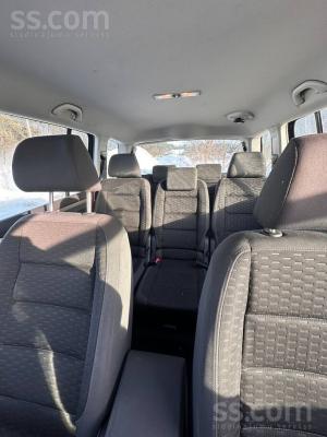 Melns Volkswagen Touran 2007 Daugavpils, ar dzinēja tilpumu 2.00 L un nobraukumu 291 tūkst. km par 3800 €, foto 6 vietnē AUTOMOTO.COM.LV