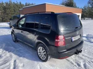 Melns Volkswagen Touran 2007 Molėtai, ar dzinēja tilpumu 1.90 L un nobraukumu 300 tūkst. km par 2400 €, foto 11 vietnē AUTOMOTO.COM.LV