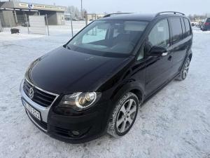 Black Volkswagen Touran 2007 in Marijampole, with an engine capacity of 1.97 L and mileage of 280 thousand km for 3500 €, photo  on AUTOMOTO.COM.LV