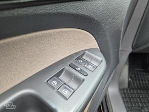 Melns Volkswagen Touran 2007 Mažeikiai, ar dzinēja tilpumu 2.00 L un nobraukumu 293 tūkst. km par 4200 €, foto 16 vietnē AUTOMOTO.COM.LV