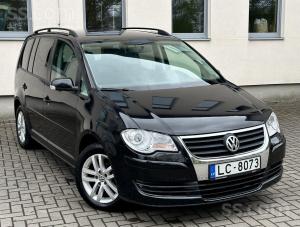 Melns Volkswagen Touran 2007 Jelgava, ar dzinēja tilpumu 2.00 L un nobraukumu 337 tūkst. km par 3450 €, foto 3 vietnē AUTOMOTO.COM.LV